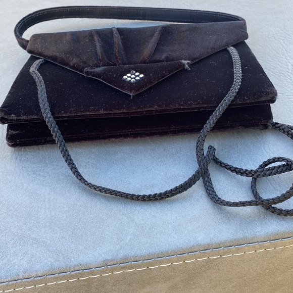 Sasha Fabiani | Bags | Sasha Beautiful Black Velvet Cross Body Bag ...